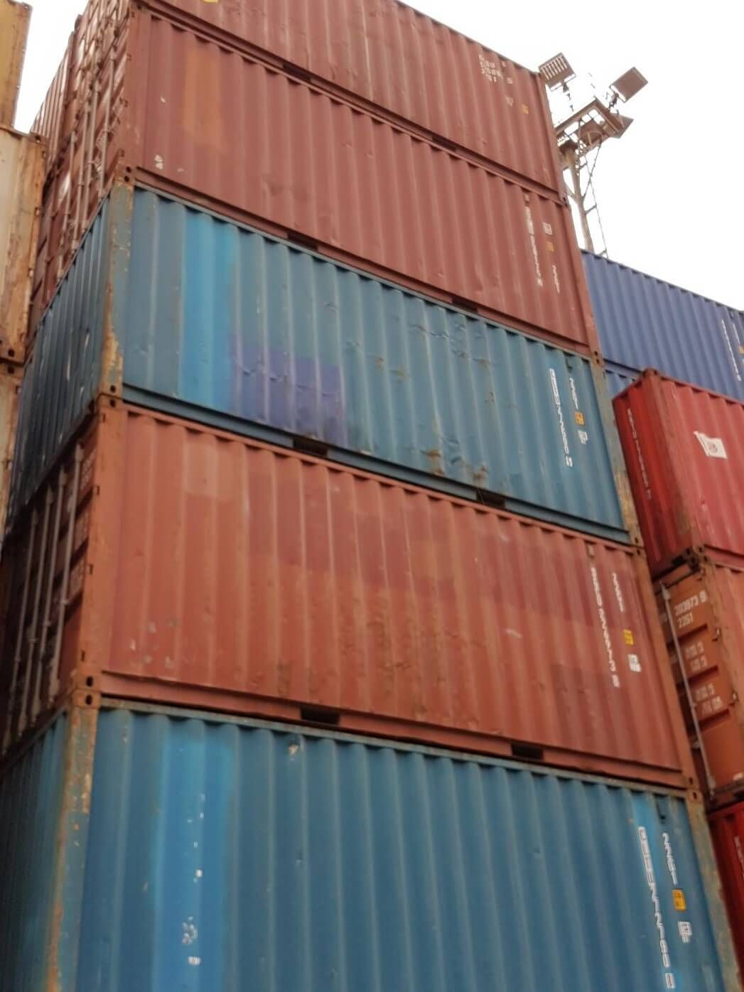 Container treading, leasing, customization and more | Sogeco ...
